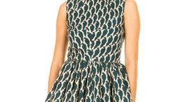 How To Look Skinny - Slimming Clothes - Stylist Tips