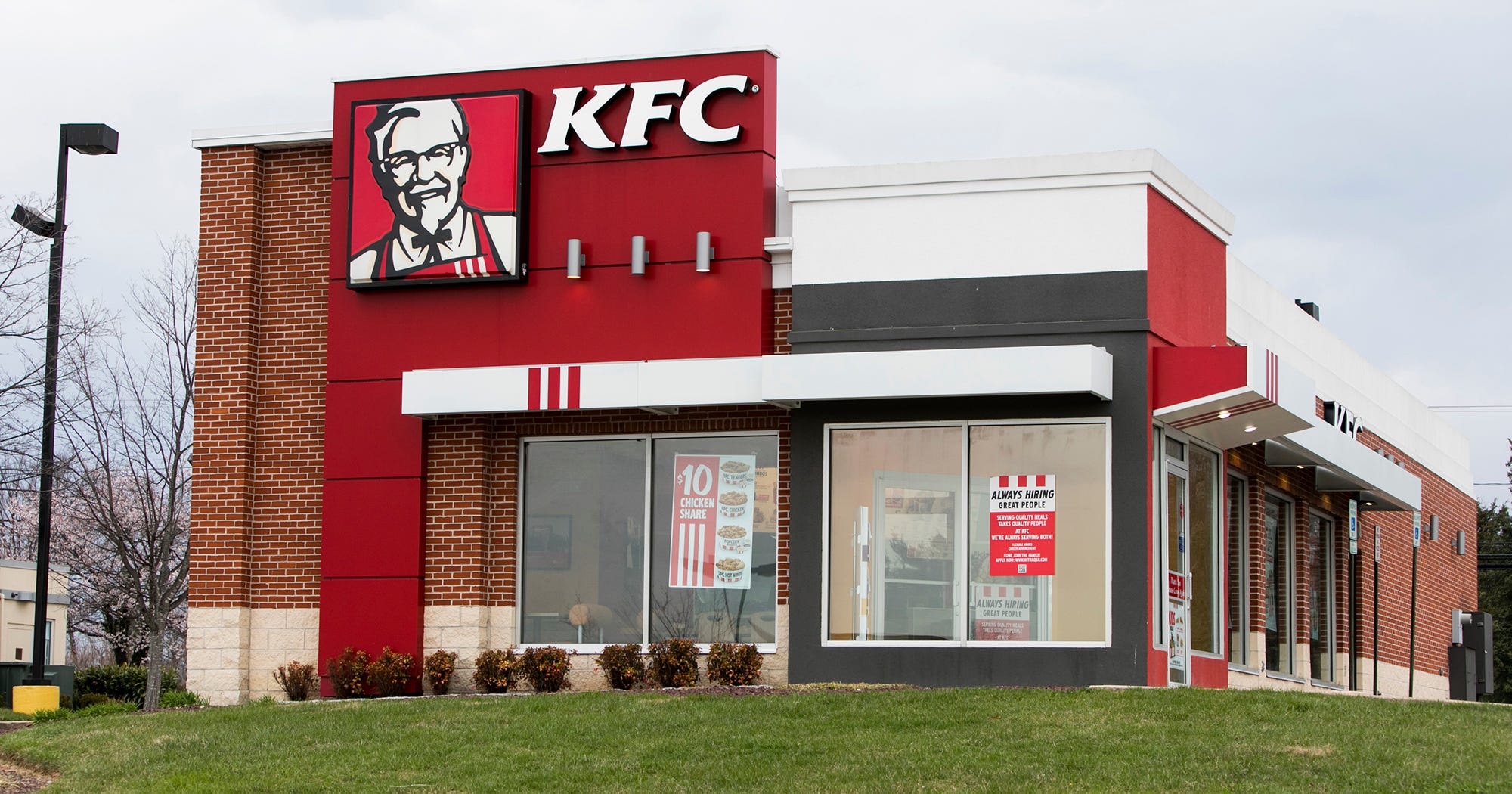 KFC Introdues Cheeto Chicken Sandwich