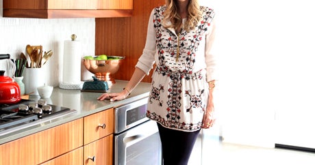 Sarah Yates - Birds Of A Feather - A House In The Hills