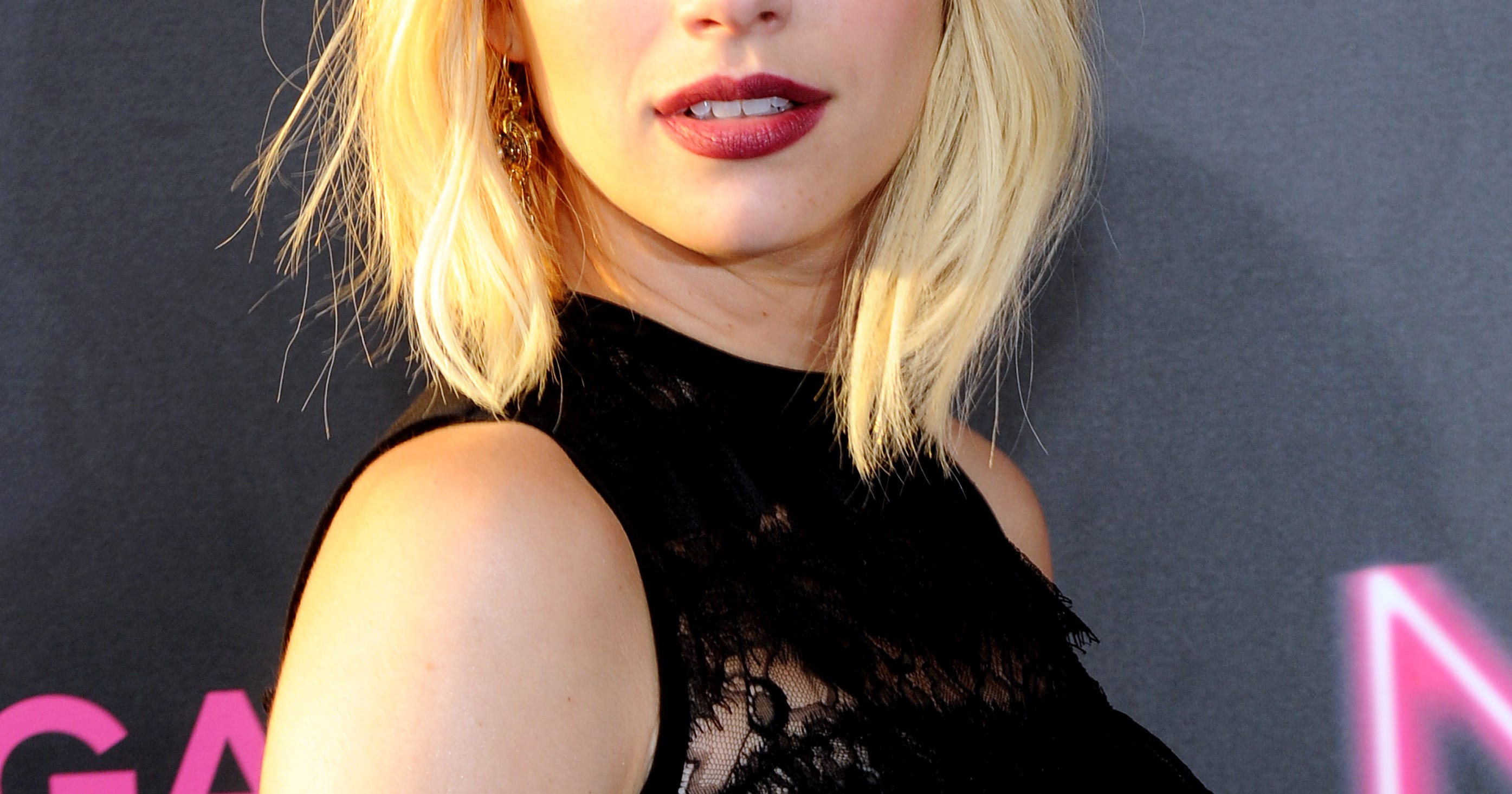 Emma Roberts Scream Queens Season 2 Chanel Hair