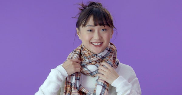 Easy Guide To Tying A Scarf - Styling Trick Video