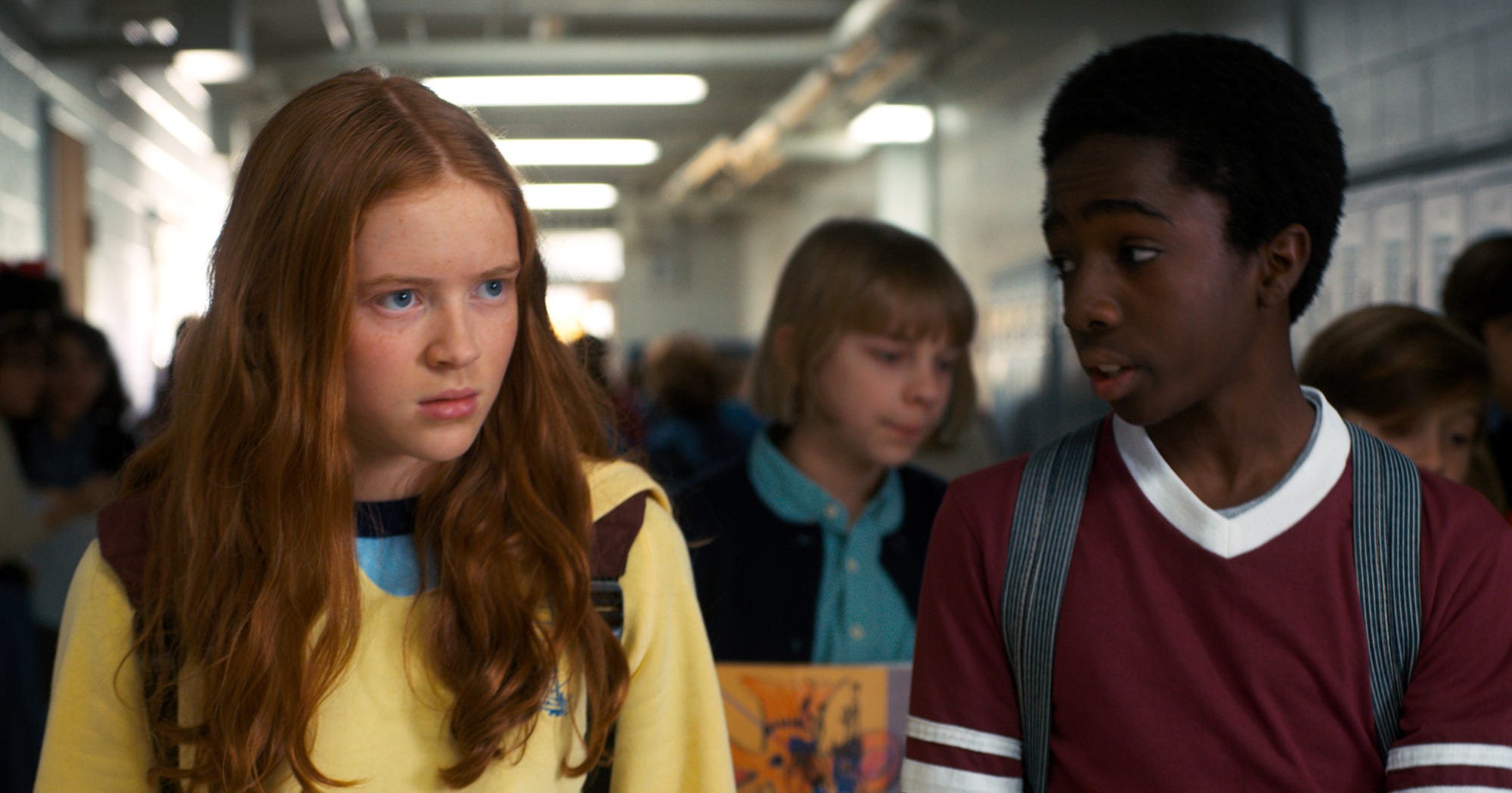 Stranger Things Season 2 Cast Romance Kissing Finale