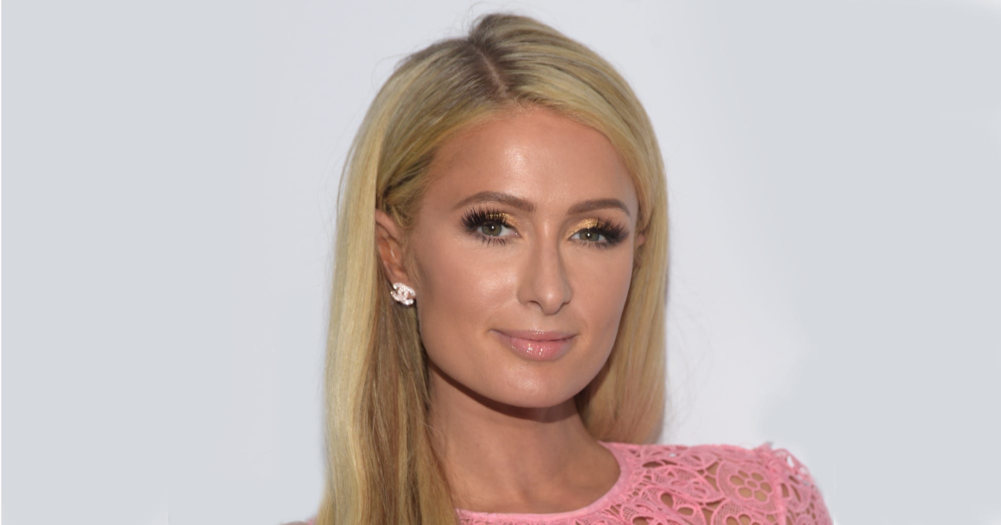 Paris Hilton Fans Share Hilarious Fun Facts On Twitter