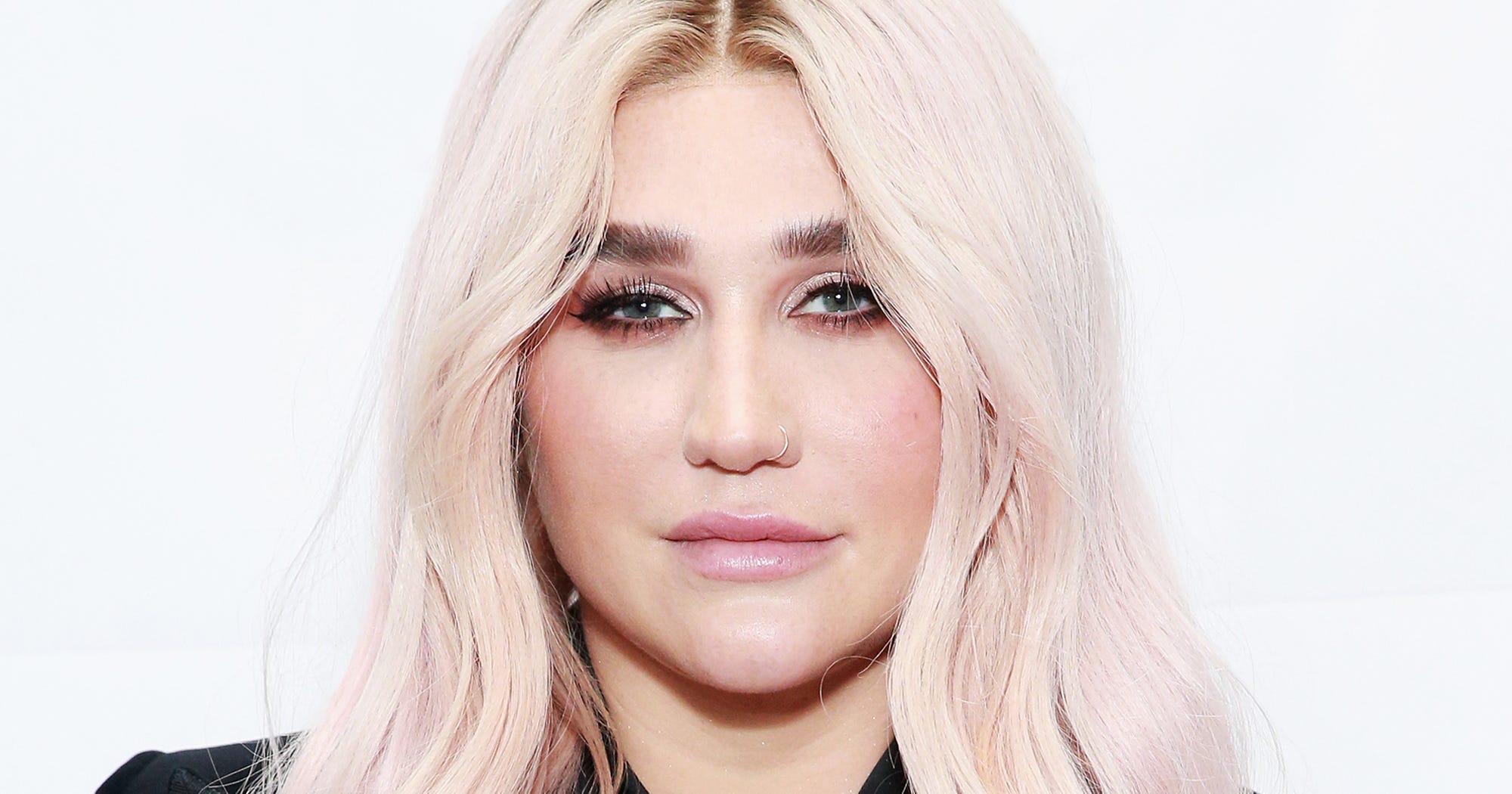 Kesha Twitter Rainbow Story: Feminist "Woman" Anthem