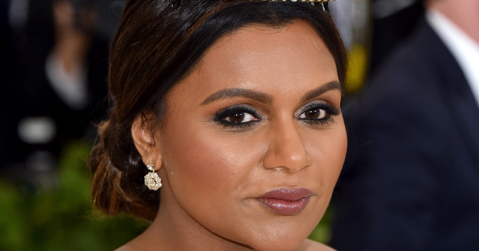 Mindy Kaling's Best Hair And Makeup Looks Of All Time