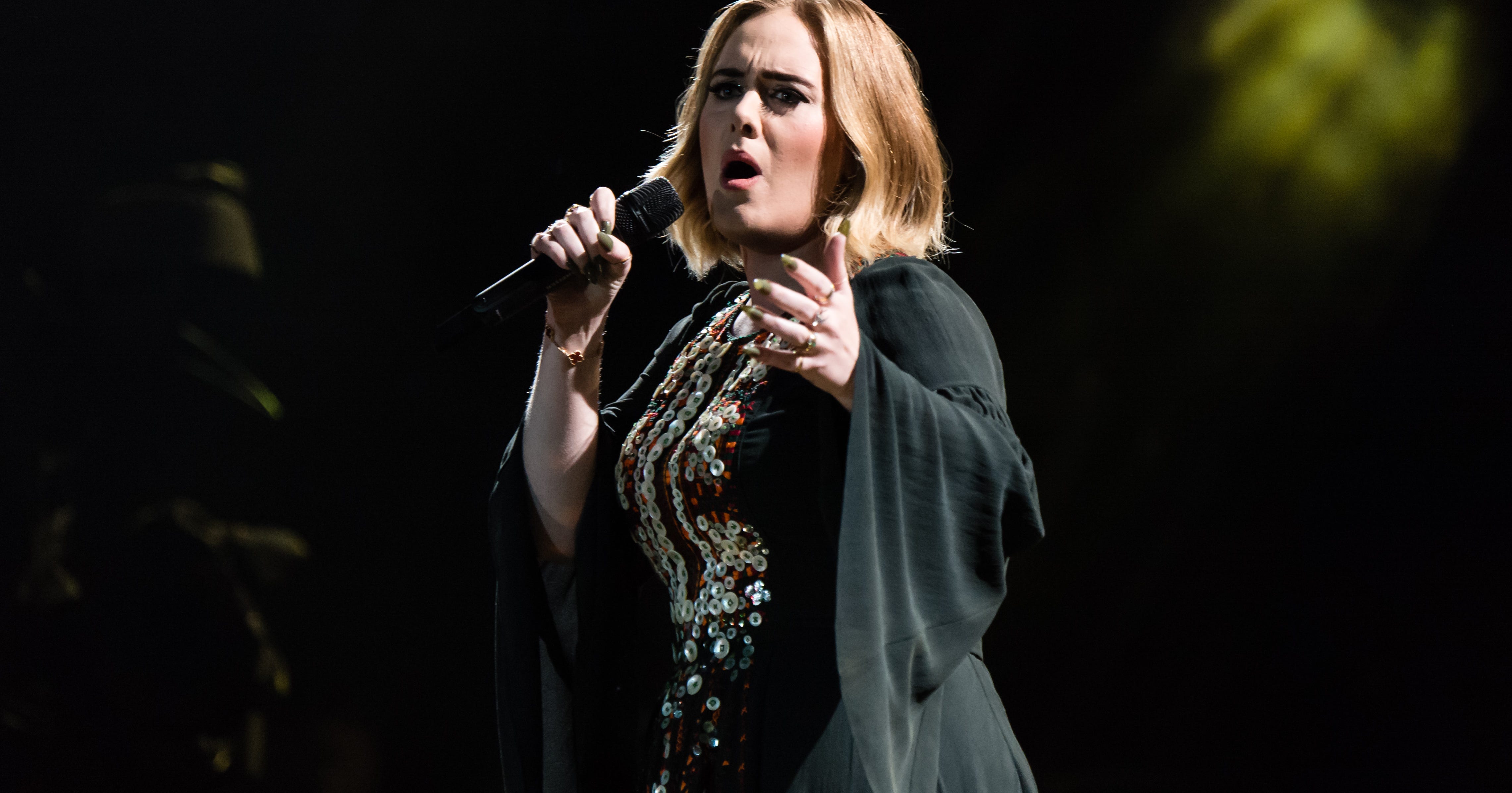 Adele, Sick With Cold, Canceled Concert In Phoenix