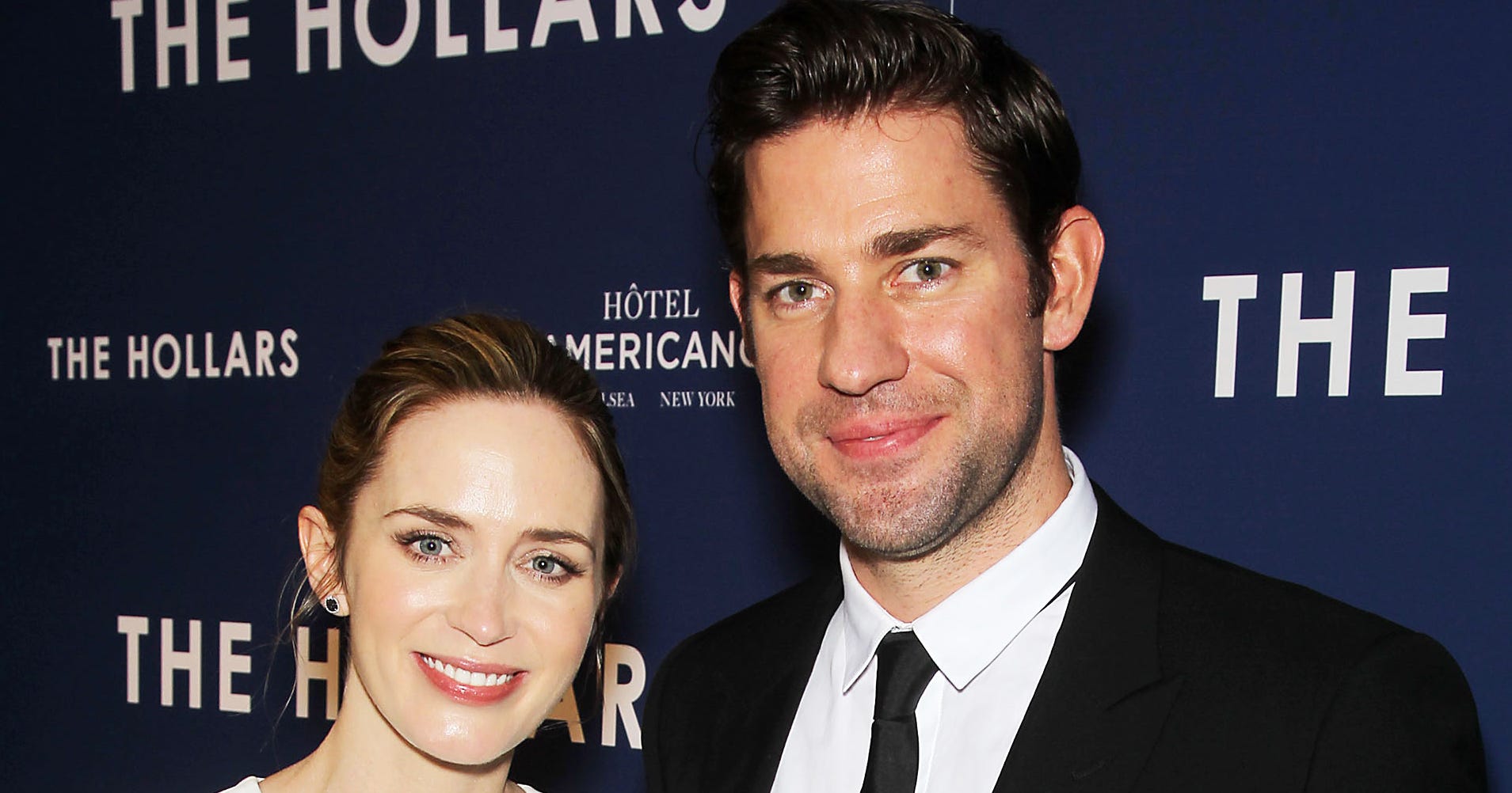 John Krasinski Emily Blunt Wager On Leonardo DiCaprio