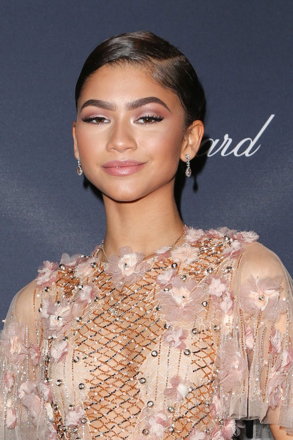 Celebrities With Unibrows 60 Photos - Moonagedaydream.film