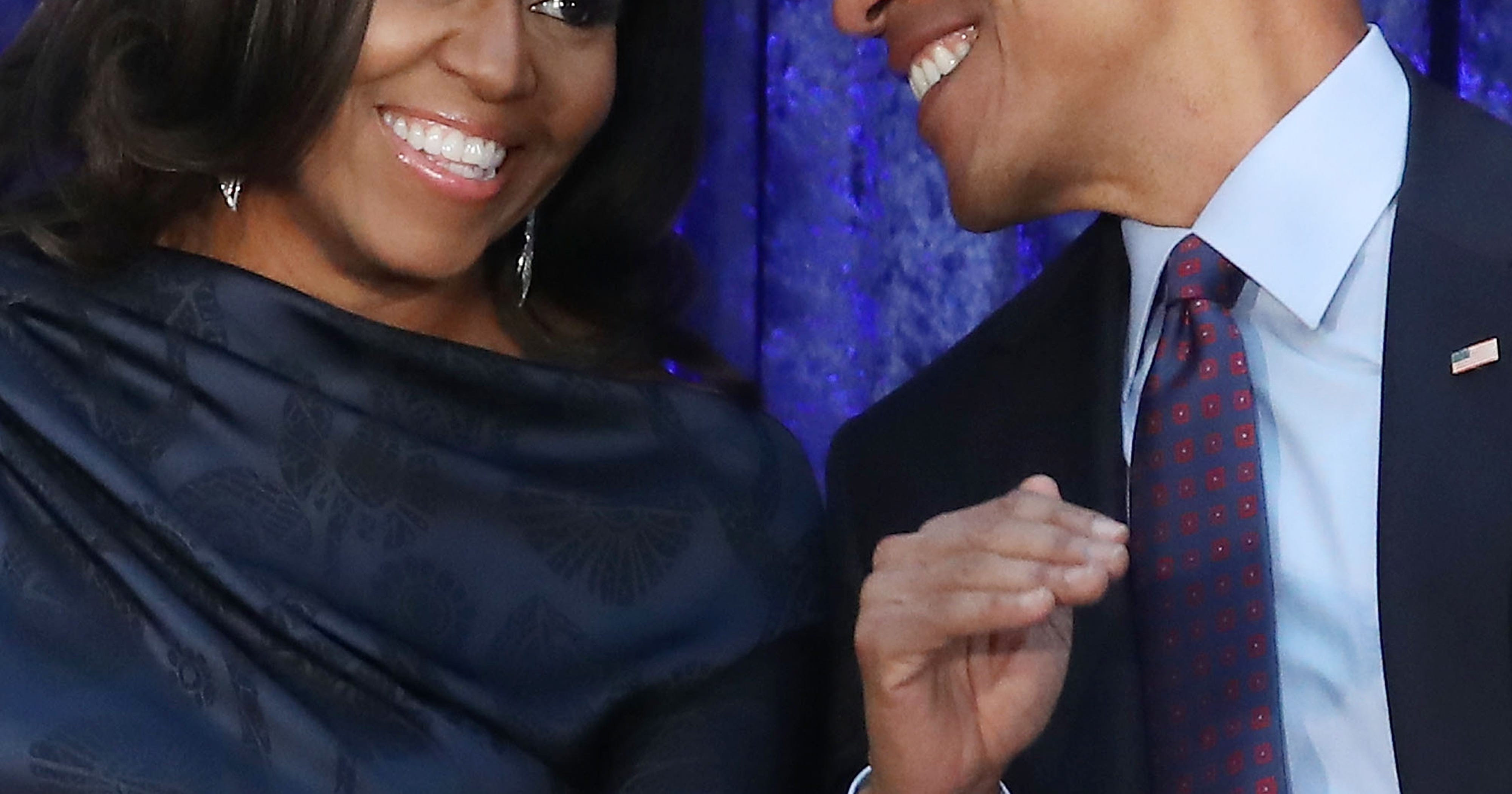Barack And Michelle Obama Signed Deal With Netflix
