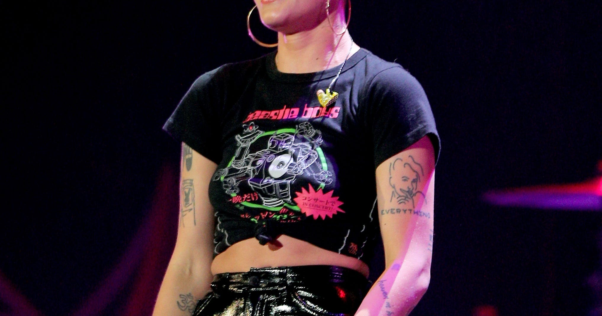 Halsey Debuts Bright Red Hair Ahead Of SNL Hosting Gig