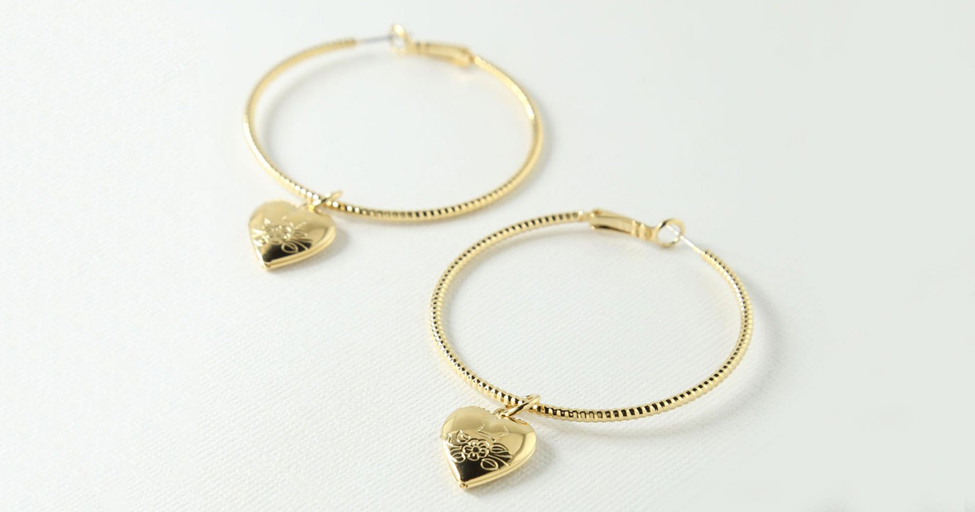 Cute Locket Necklaces And Earrings - Keepsake Jewelry