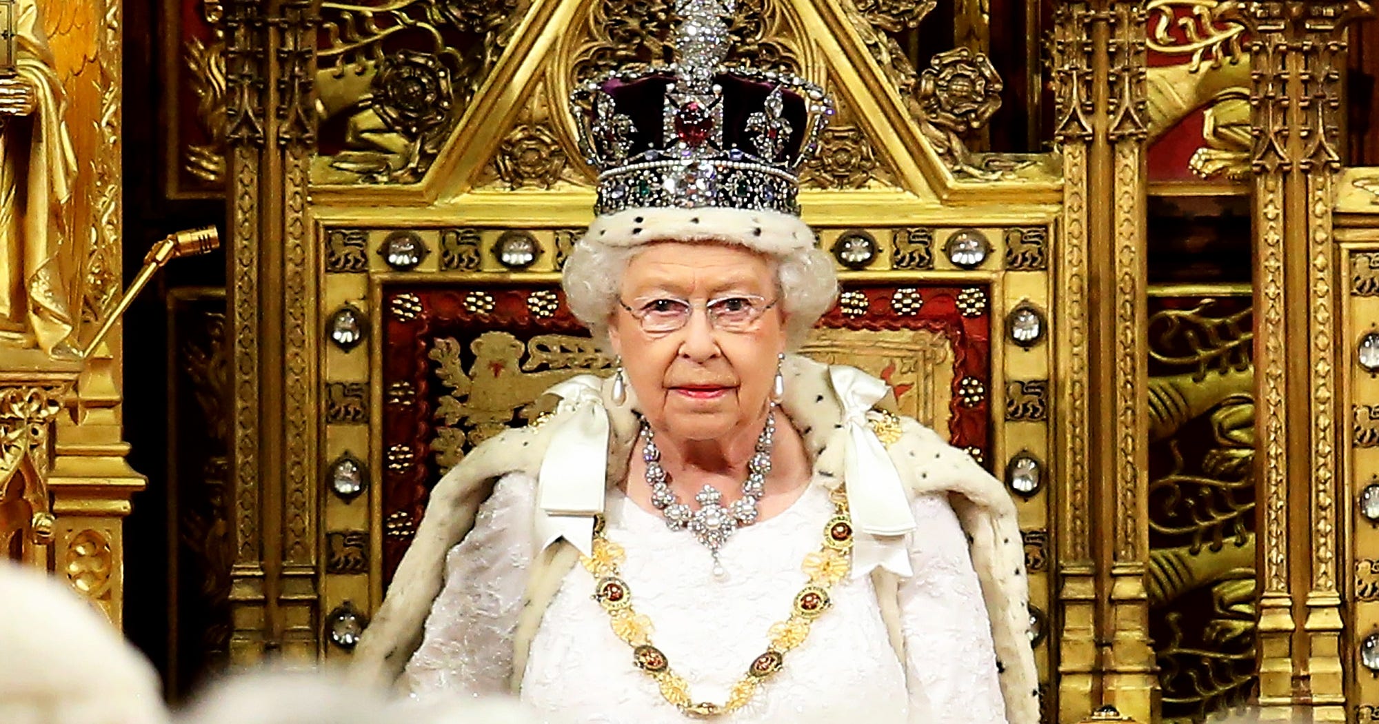 Queen Elizabeth Dress Down State Opening Parliament