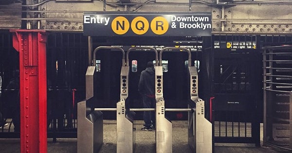 Subway Commute Book Reading Recommendations