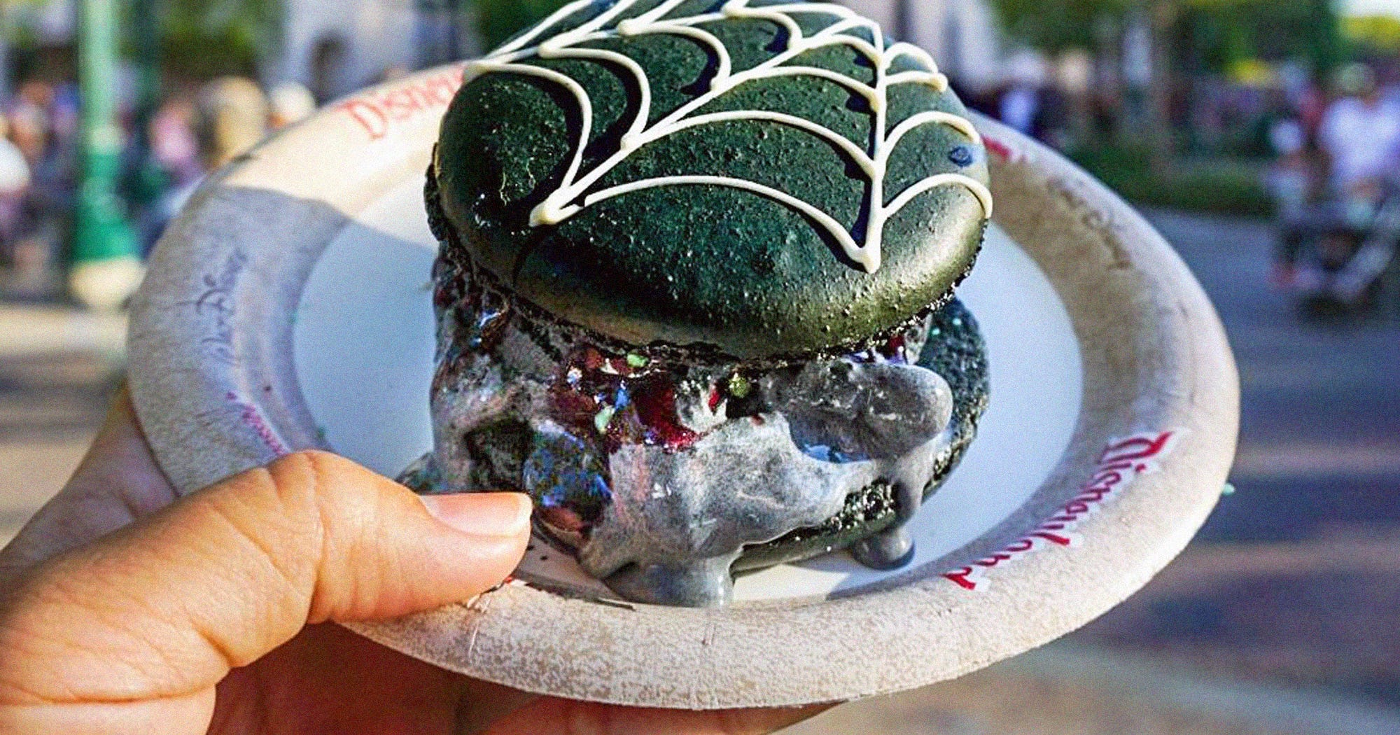 Disneyland Spider Silk Macaron Halloween Ice Cream