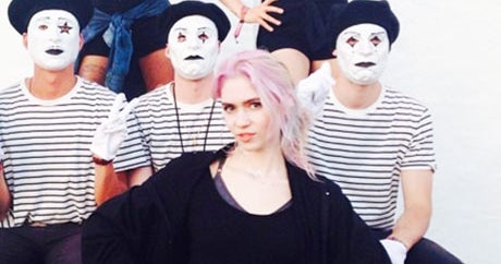 Grimes Go Governors Ball Ball Performance, Rihanna Song