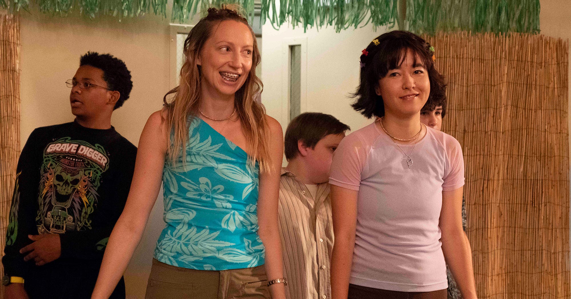 Songs From Hulu PEN15 Soundtrack Are All 2000s Bops