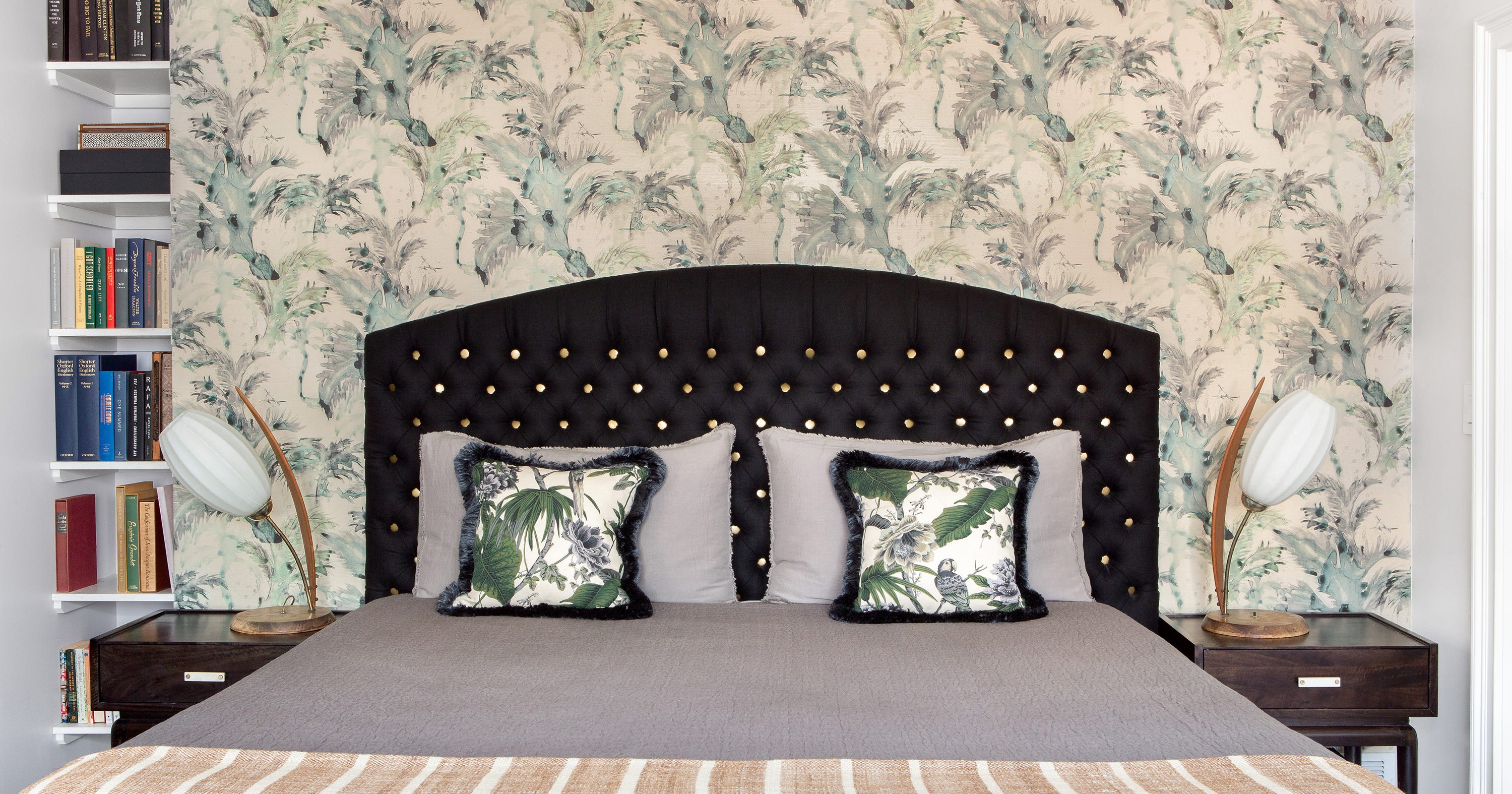 Style Patterned Wallpaper At Home - Apartment Tour