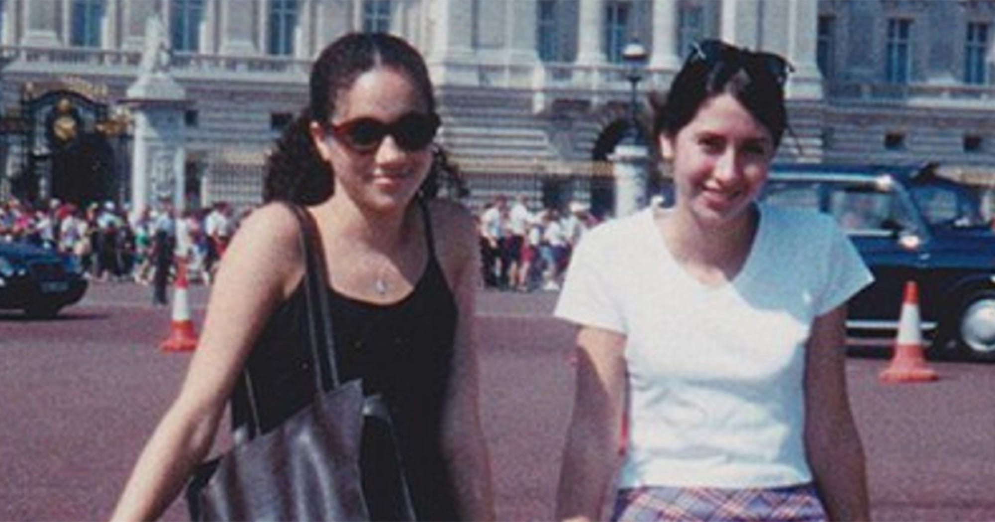 Meghan Markle Buckingham Palace Photo Teenager London