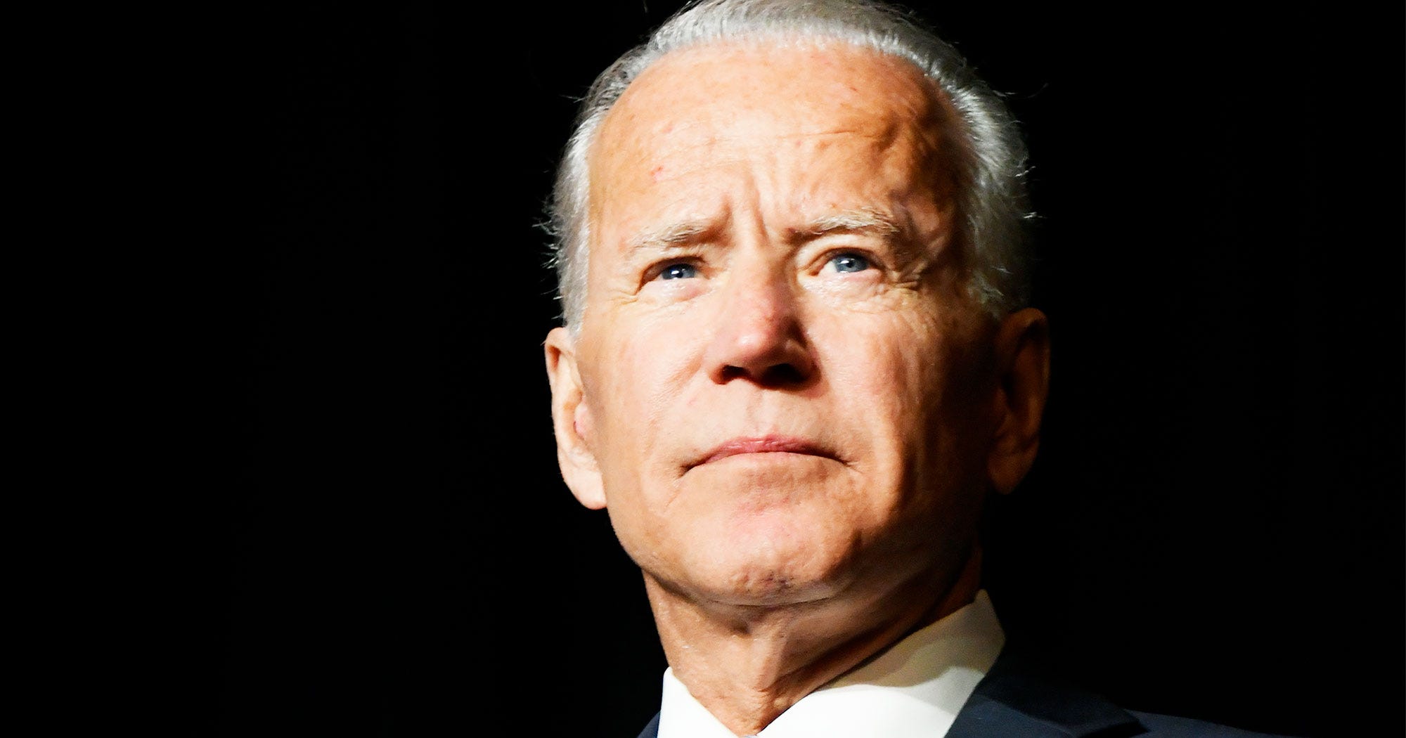 Joe Biden Makes Fun Of Womens Complaints About His Hugs