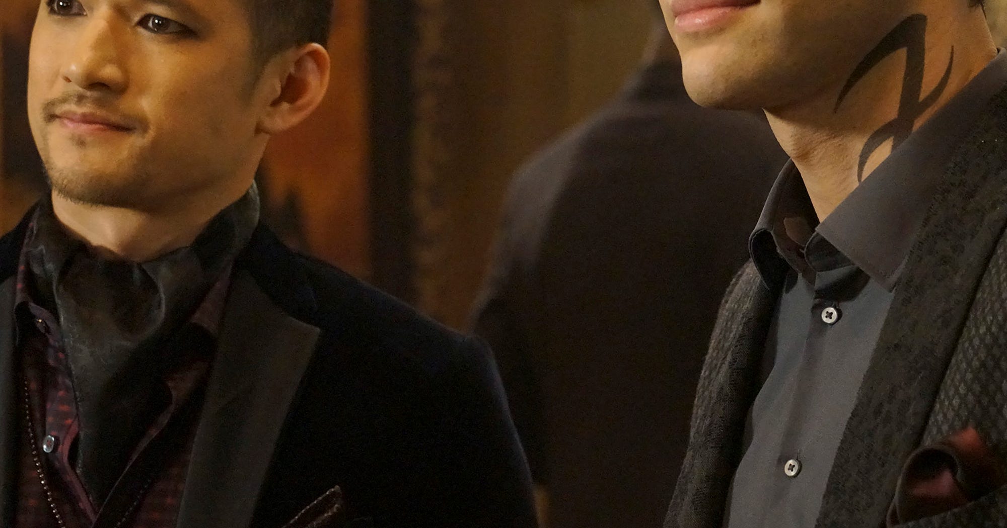 Shadowhunters Magnus Alex Sex Scene Consent Controversy