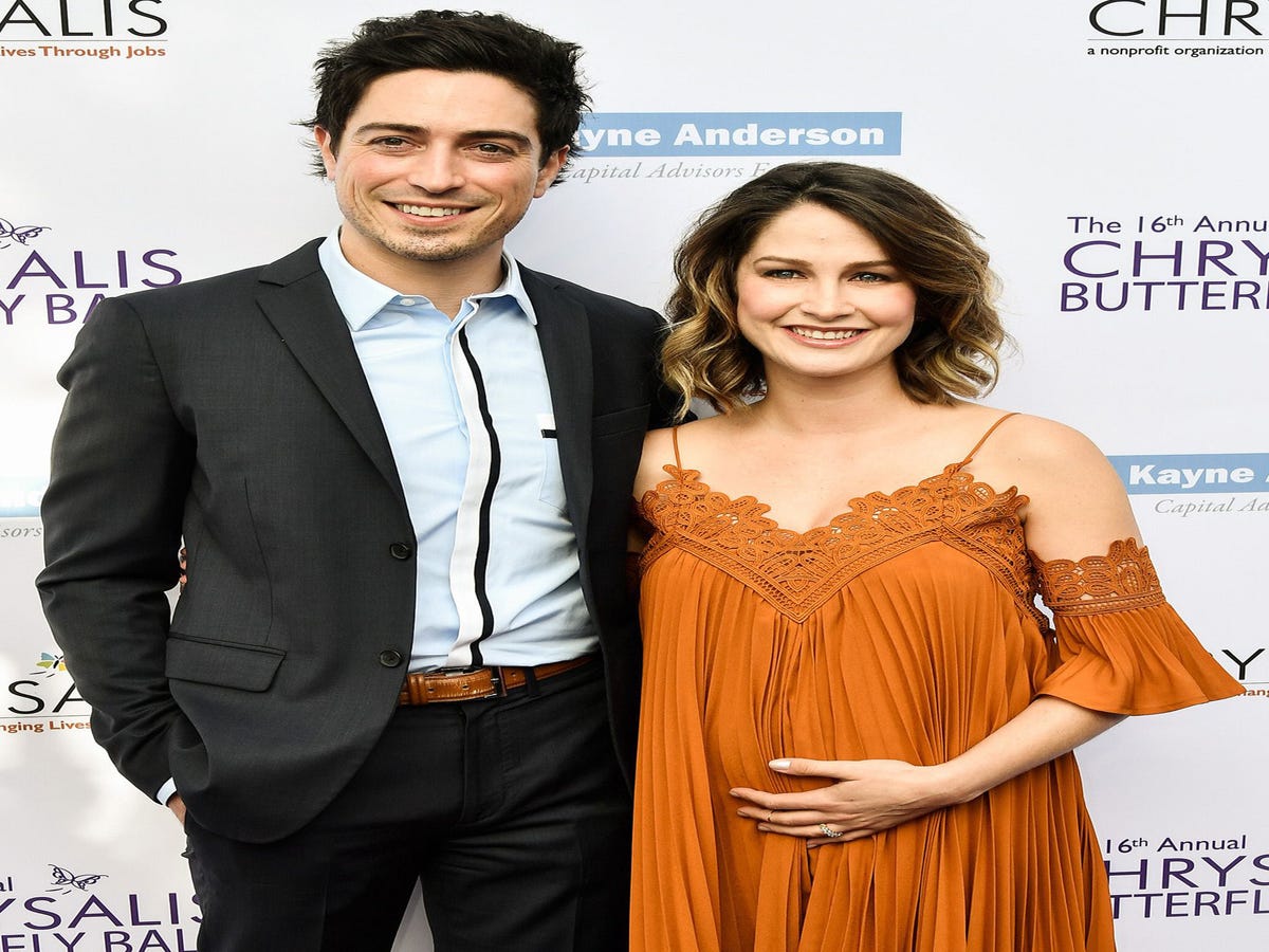 Ben Feldman & His Wife Are Expecting Their First Child | 15 Minute ...