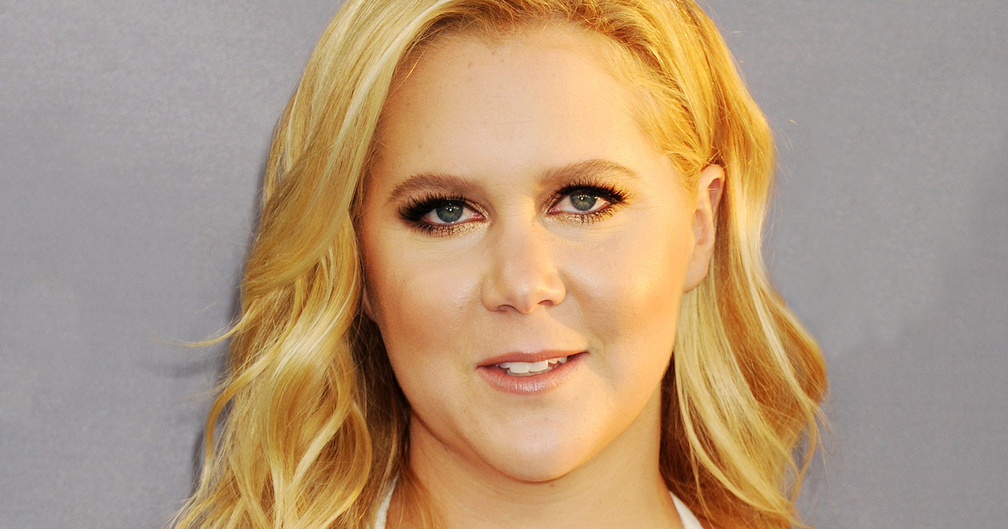 Amy Schumer Glamour Magazine Plus Size Issue Controvers