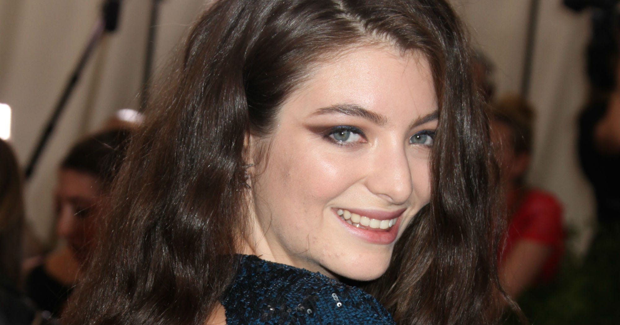 Lorde Birthday Nineteen 90s Nostagalia