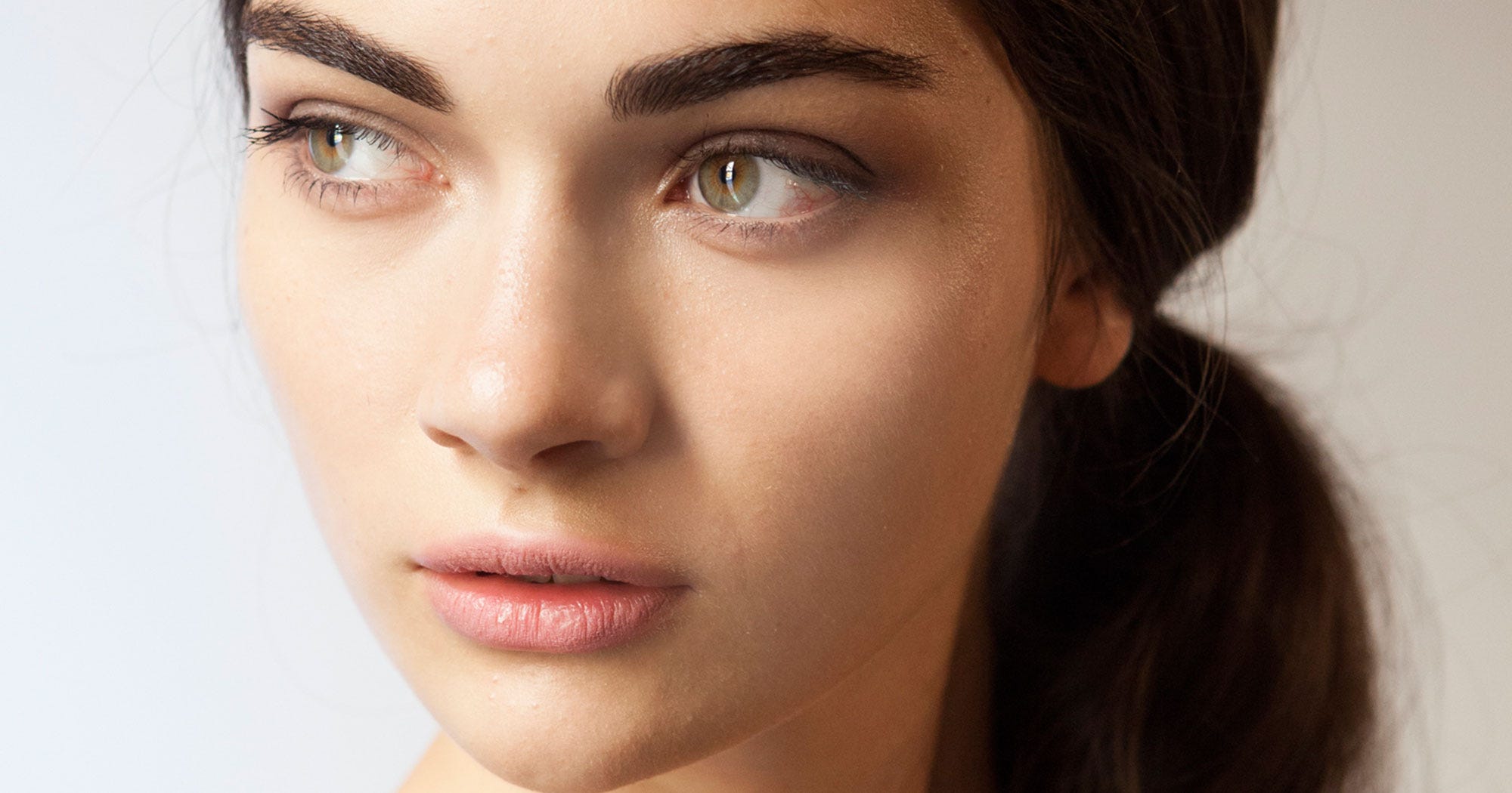 How To Apply Makeup With Sock