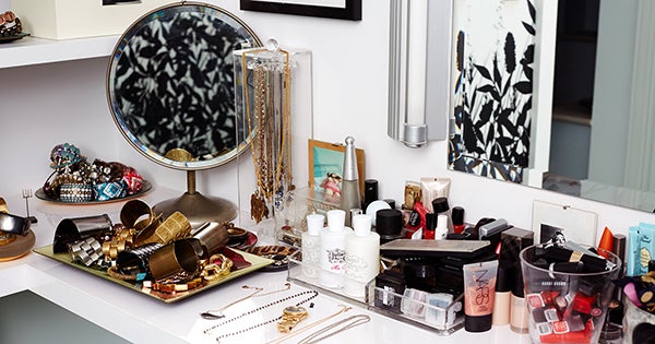 How To Clean Corners, Tight Spaces