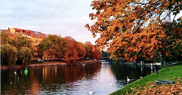 Best Places For Traveling In The Fall - Autumn Foliage