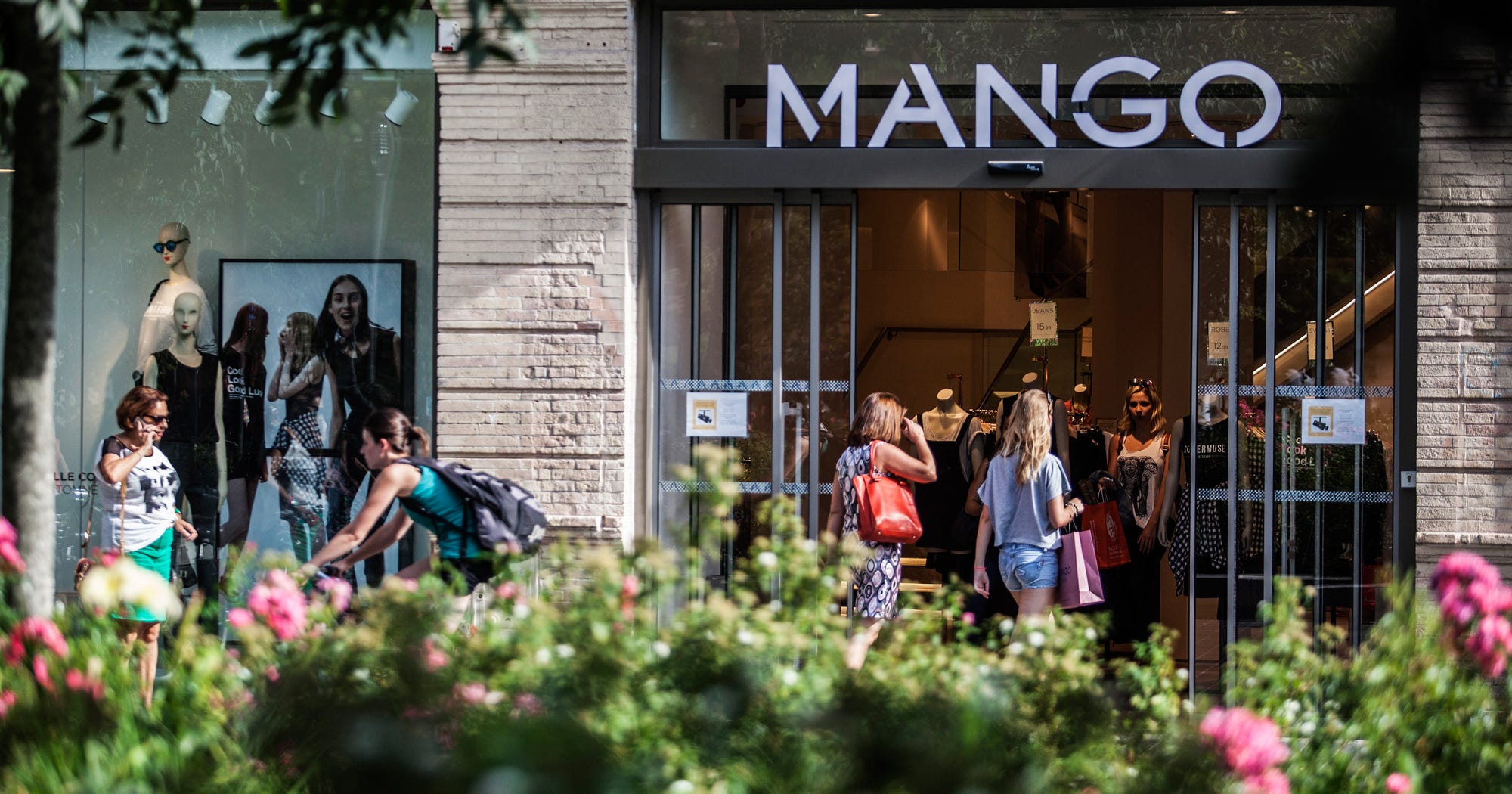Mango Fast Fashion