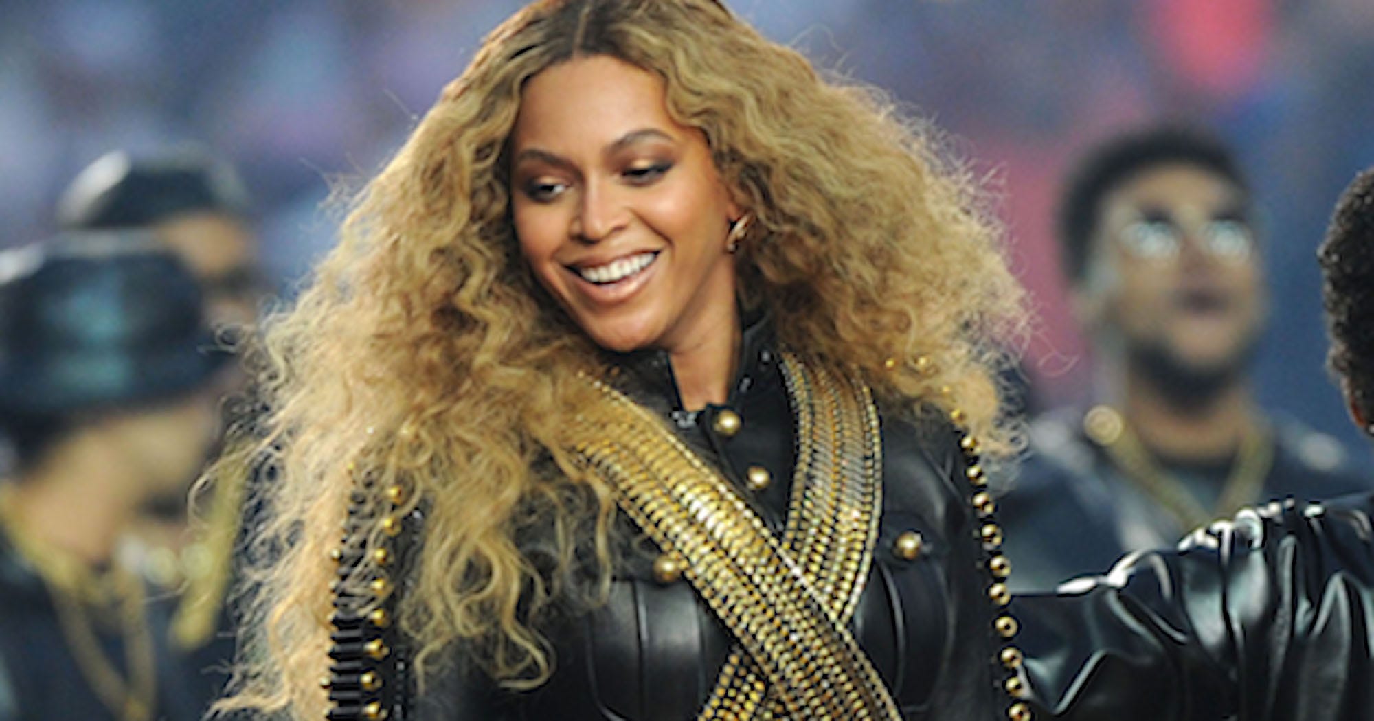 Beyonce Book Club Reading Garage Magazine