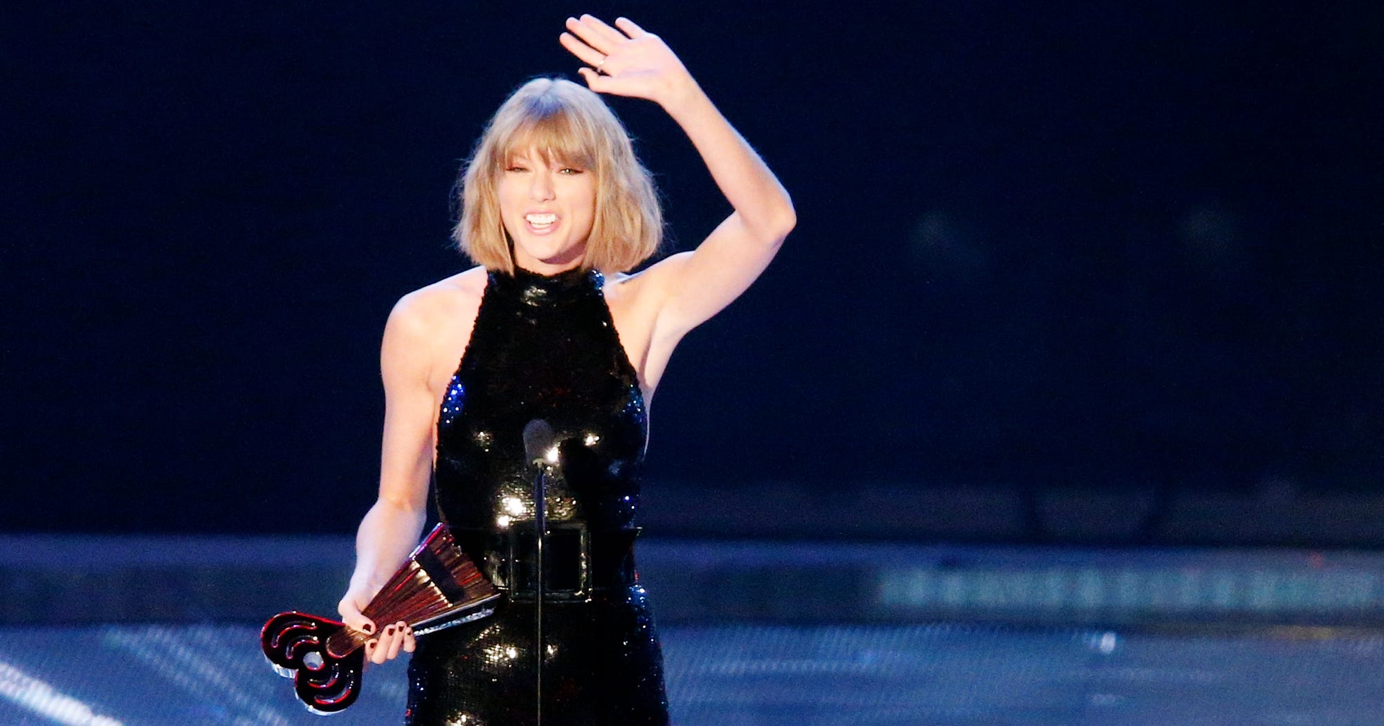 Taylor Swift iHeart Radio Music Awards Best Album